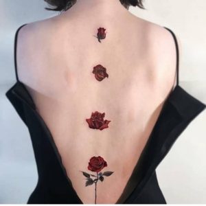 28 Delicate But Beautiful Spine Tattoo Designs For Women - The XO Factor