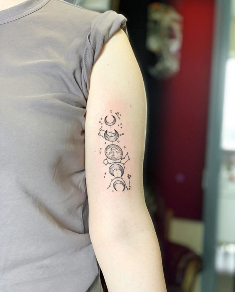 40+ Beautiful Moon Tattoo Design Ideas - The XO Factor